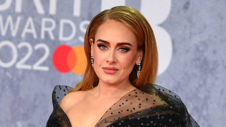 Adele's Red Carpet Style: Memorable Fashion Moments